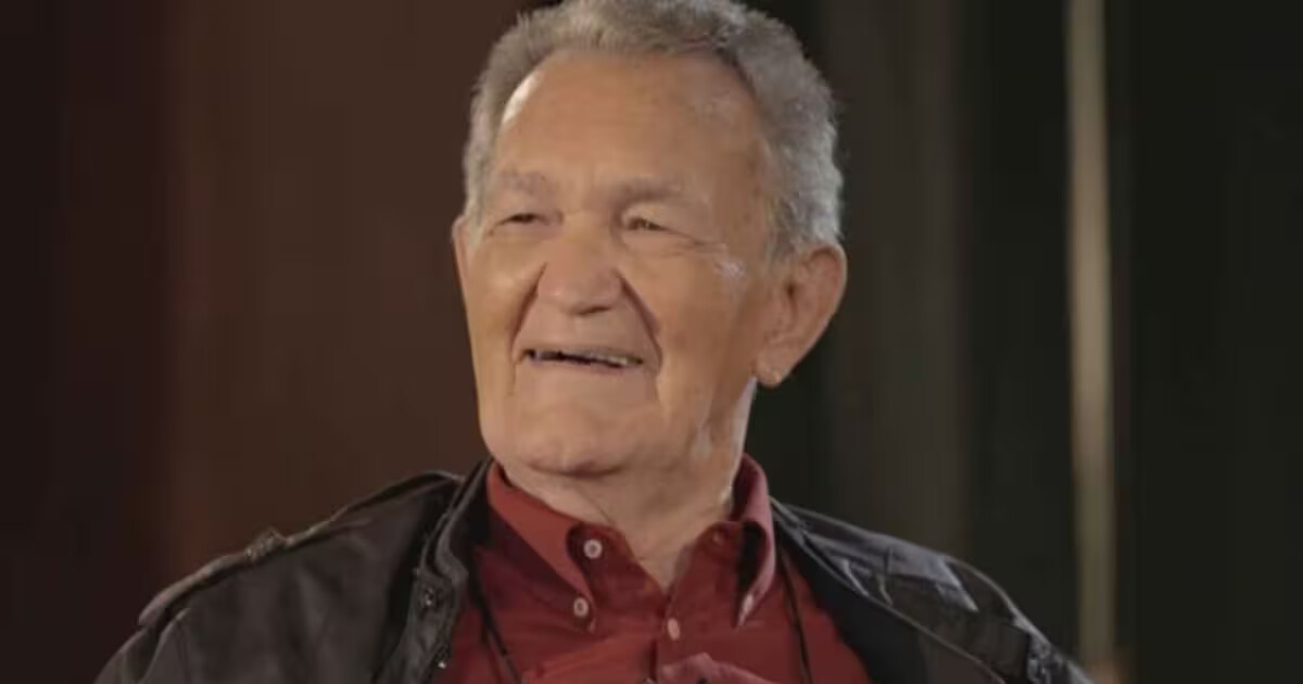 Léo Batista, um dos maiores nomes da comunicação brasileira, morre aos ...